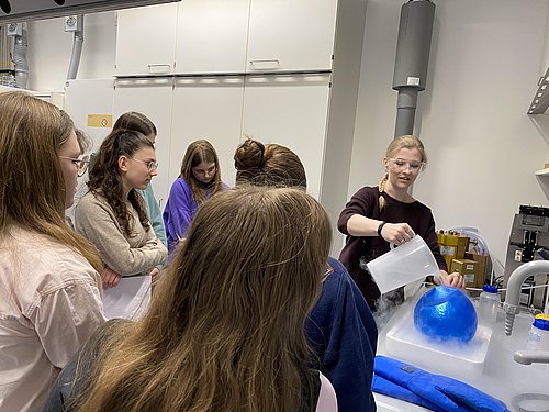 Girls & Boys Day: RESOLV